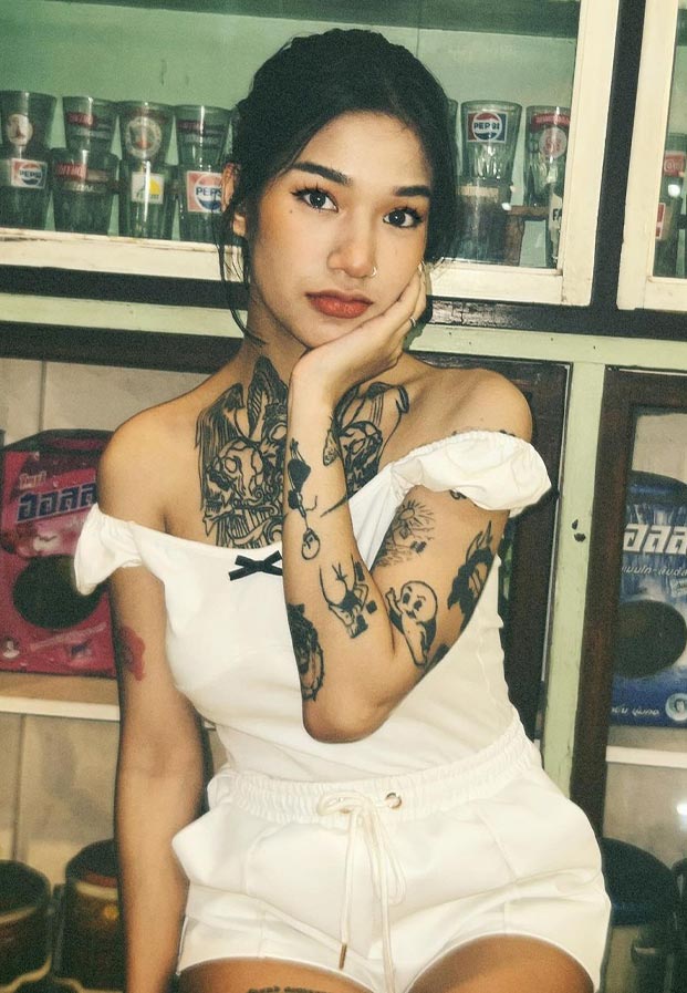 เปิดวาร์ป มิ้นท์Kullanan ไอดอลสาวสวย รอยสักแซ่บ หุ่นเอ็กซ์เซ็กซี่ โดนใจ18+