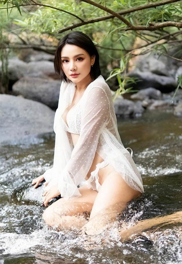 เปิดวาร์ป Yaa Watcharaporn นางแบบสาว Onlyfans สุดฮอต งานดี เซ็กซี่ 18+