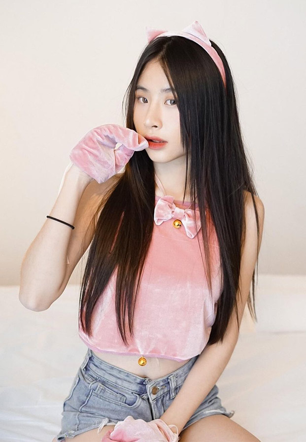 เปิดวาร์ป Fang Apinya ไอดอลสาวสวย ตัวเล็กสุดน่ารัก Onlyfans งานดี ฟินสุดๆ
